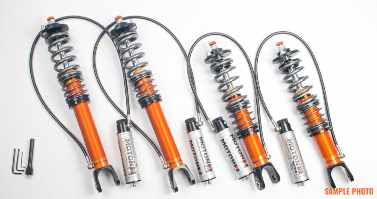 Moton 2-Way Clubsport Coilovers True Coilover Style Rear Porsche 993 ...
